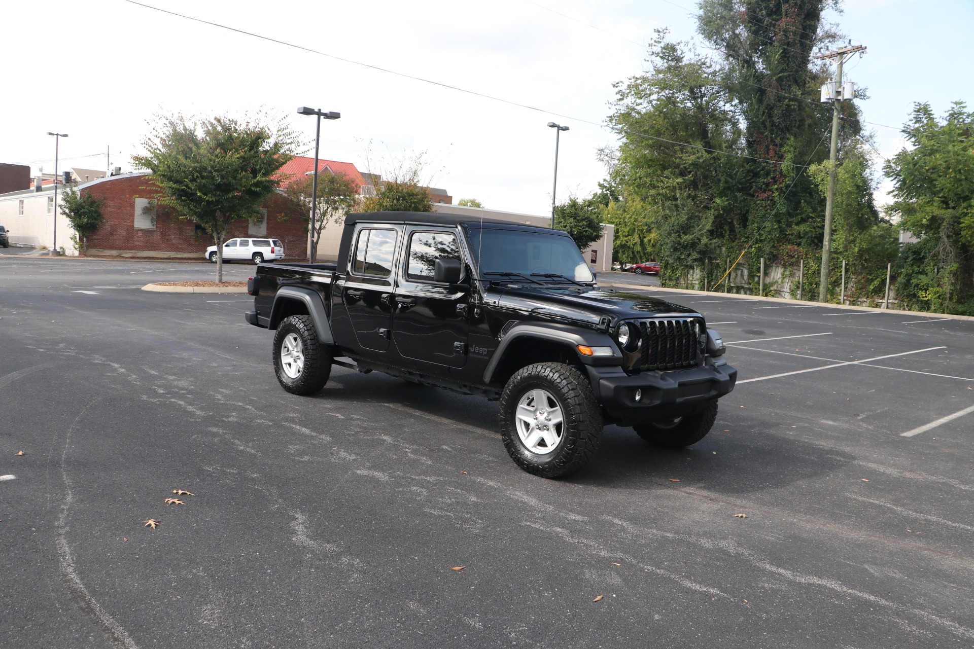 Used 2020 Jeep Gladiator SPORT CREW PICKUP CONVERTIBLE 4X4 For Sale ...
