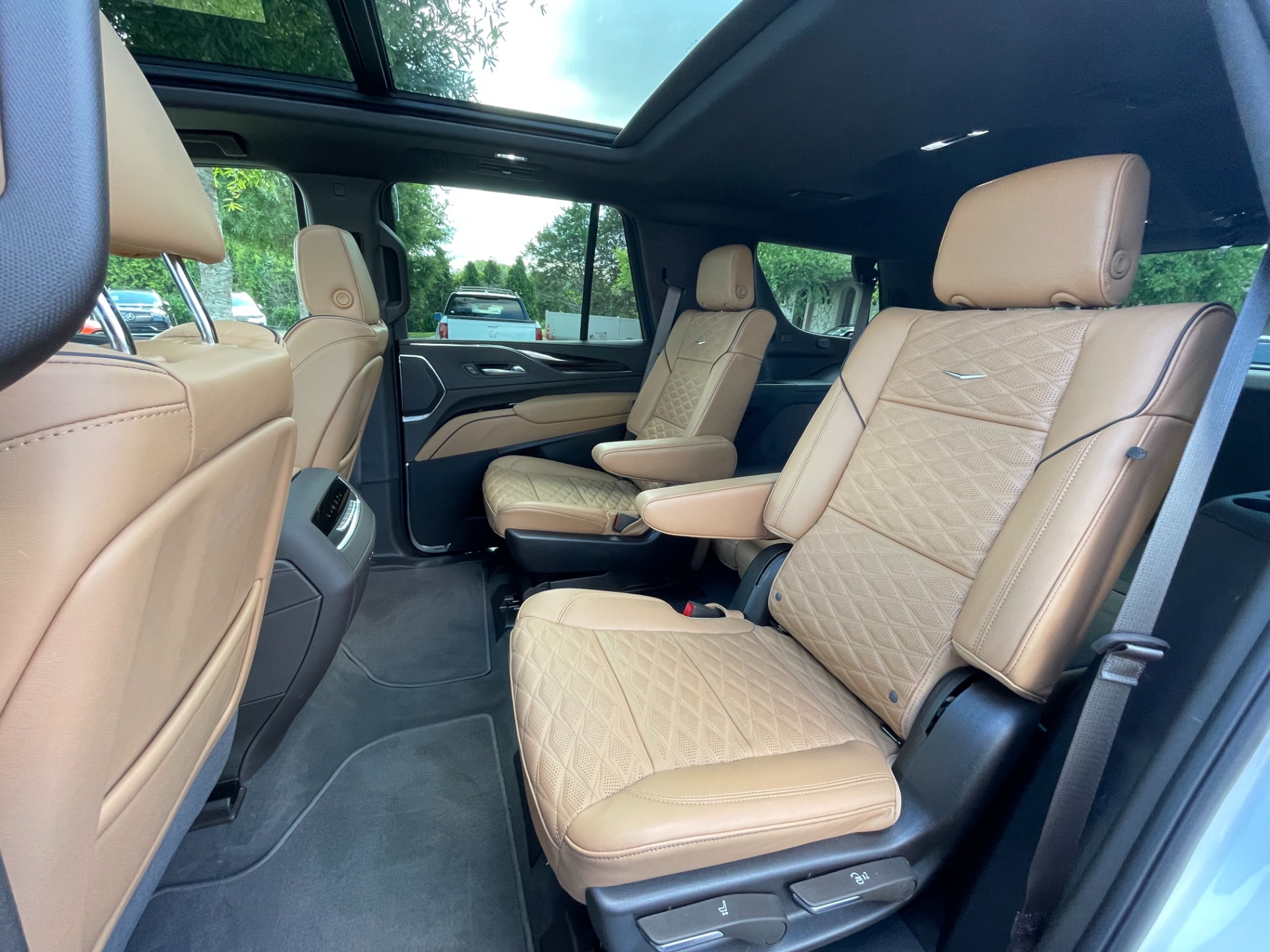 2024 Escalade Brandy Interior