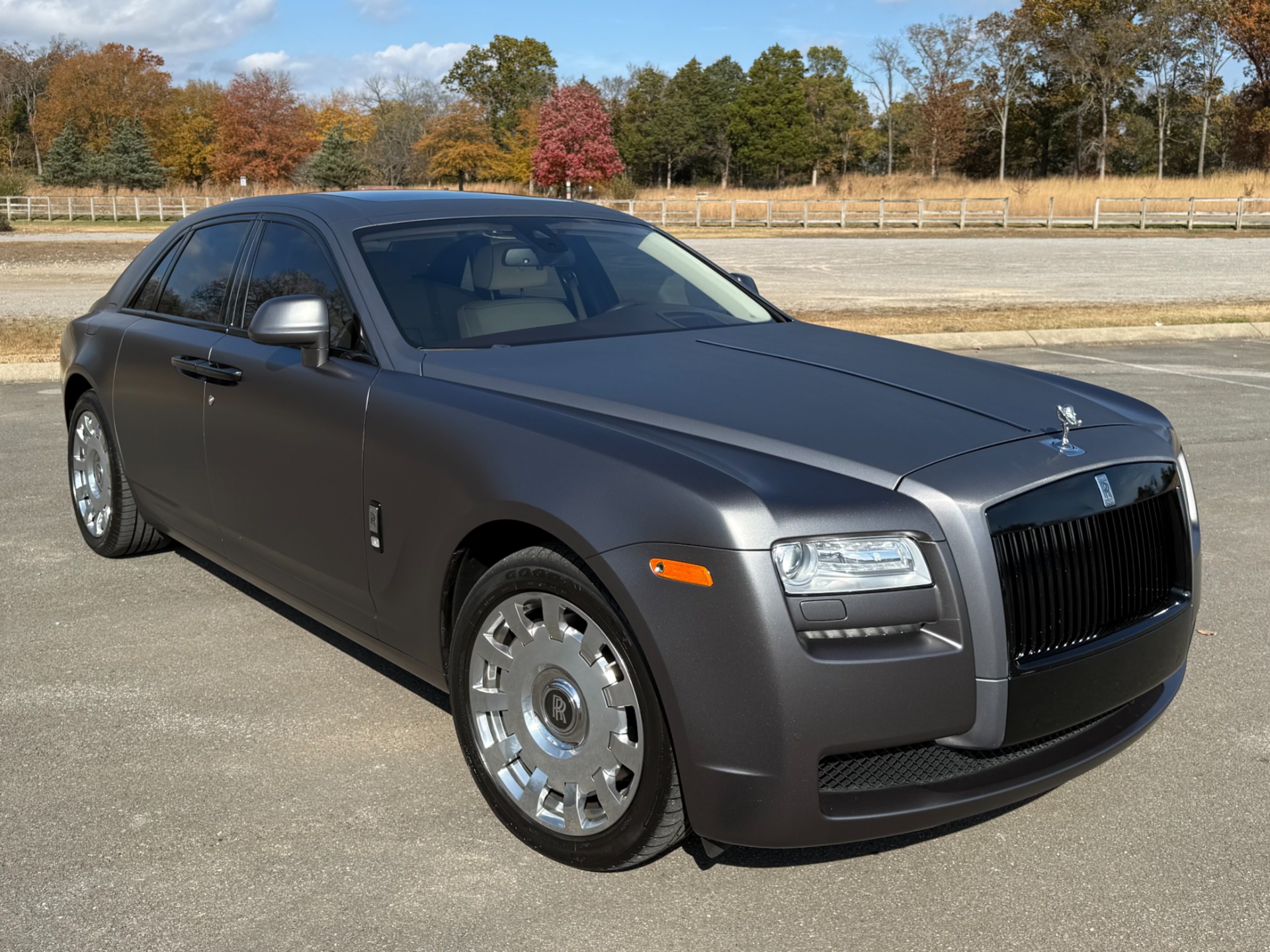 Used 2013 Rolls-Royce Ghost w/ REAR THEATRE CONFIG, SEAT PIPING, 309K ...